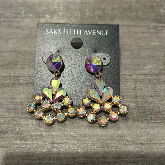 Saks Fifth Avenue | Jewelry | New Saks Fifth Avenue Iridescent Crystal ...